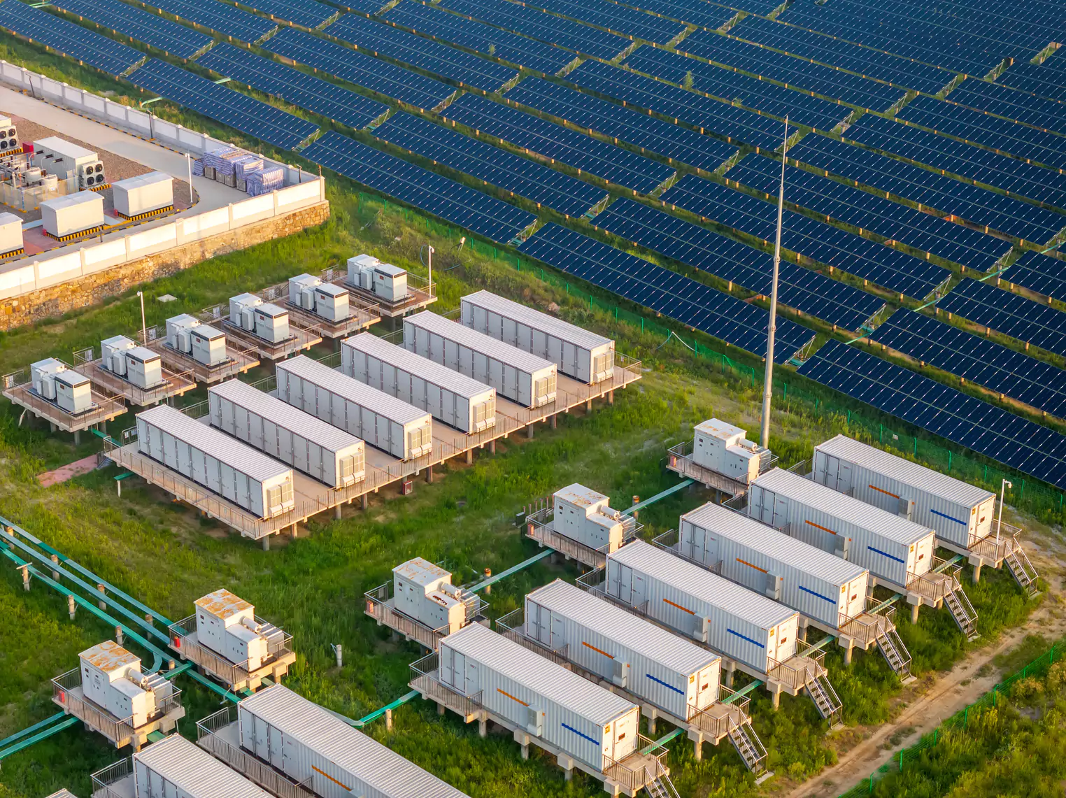 Hybrid Power Plant - Efficient Renewable Energy Solutions